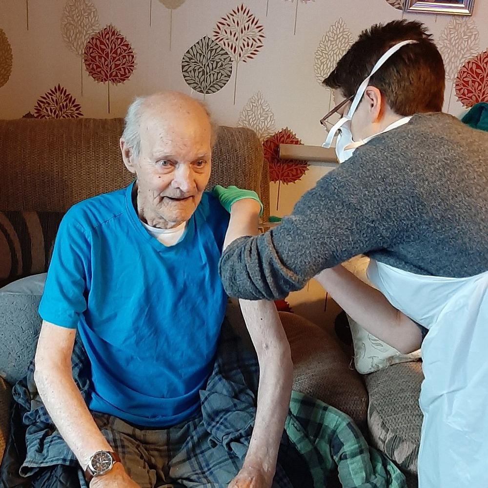 Thousands of Amble residents receive Covid vaccine - The Ambler